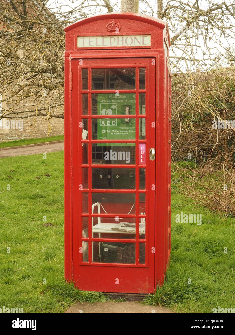Defibrilator in a phone box hi-res stock photography and images - Alamy