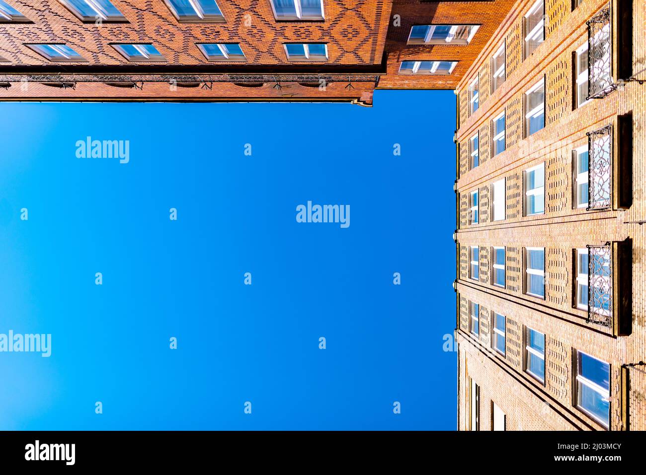 Old style architecture hi-res stock photography and images - Alamy