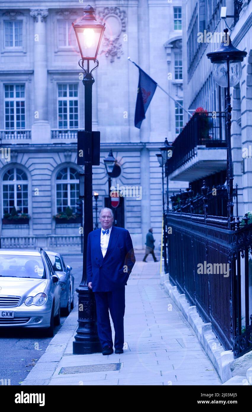 Lord hesketh hi-res stock photography and images - Alamy