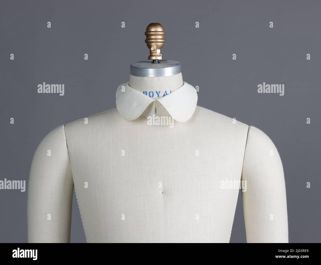 Starched collar hi-res stock photography and images - Alamy