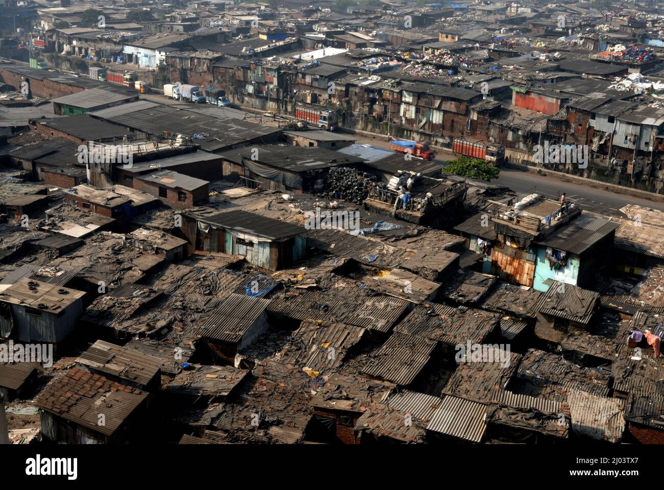 Mumbai Dec 03 2006 Aerial view of Asia's largest slums Dharavi becomes the most popular tourist ...