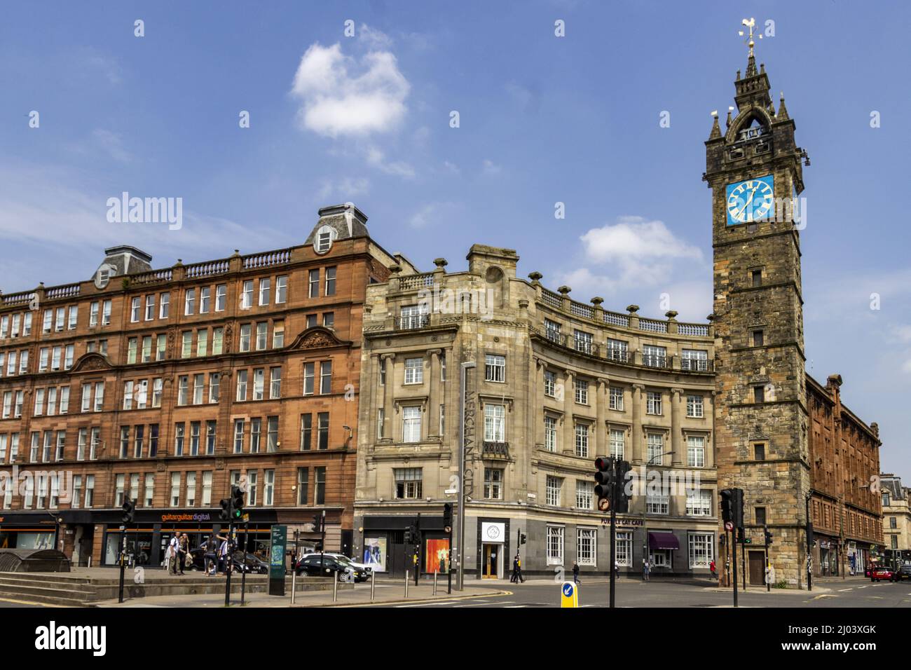 Scenic view of the Clock tower and the historical buildings of Glasgow ...