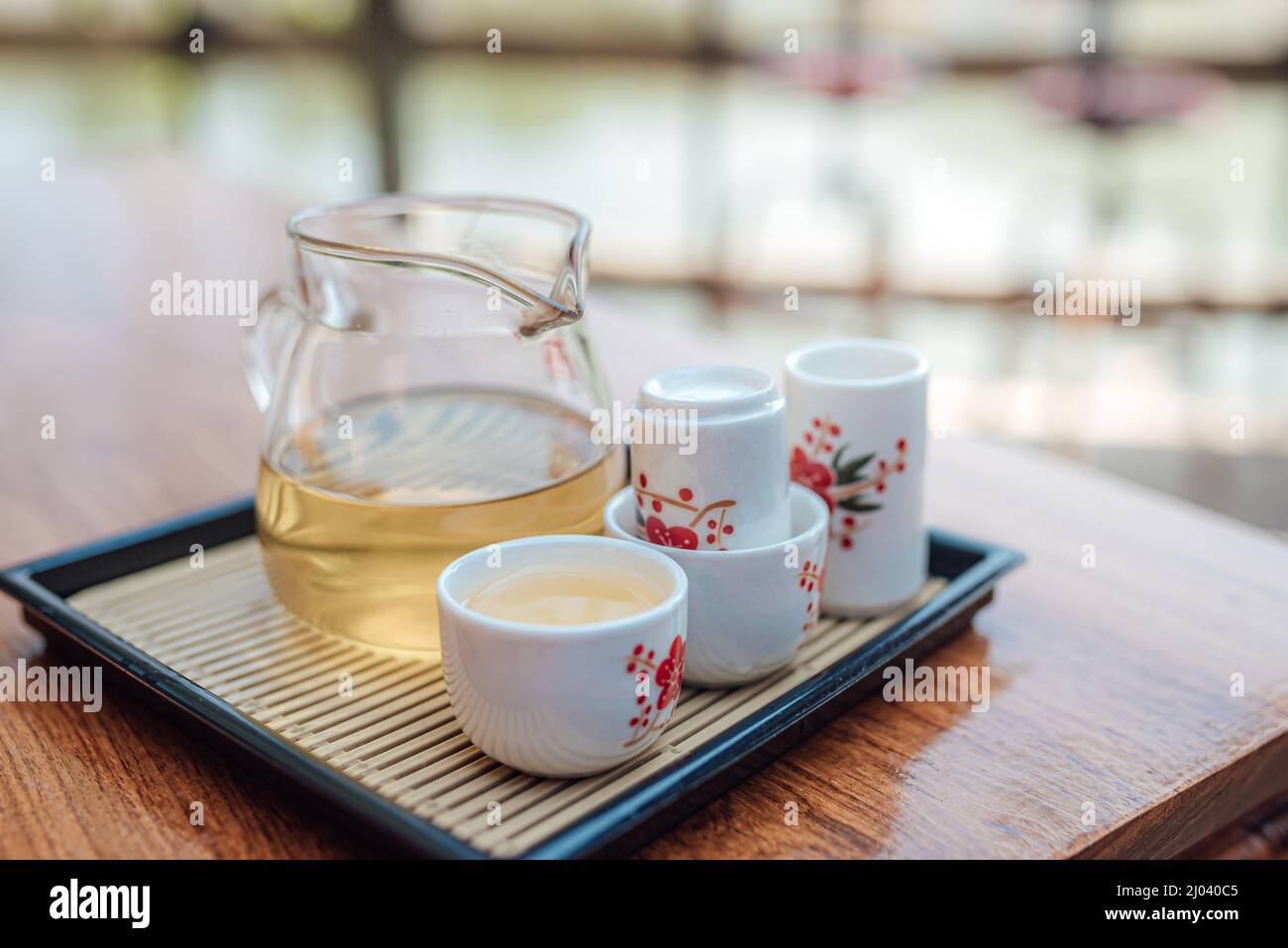 Japanese antique porcelain teapot hi-res stock photography and images ...