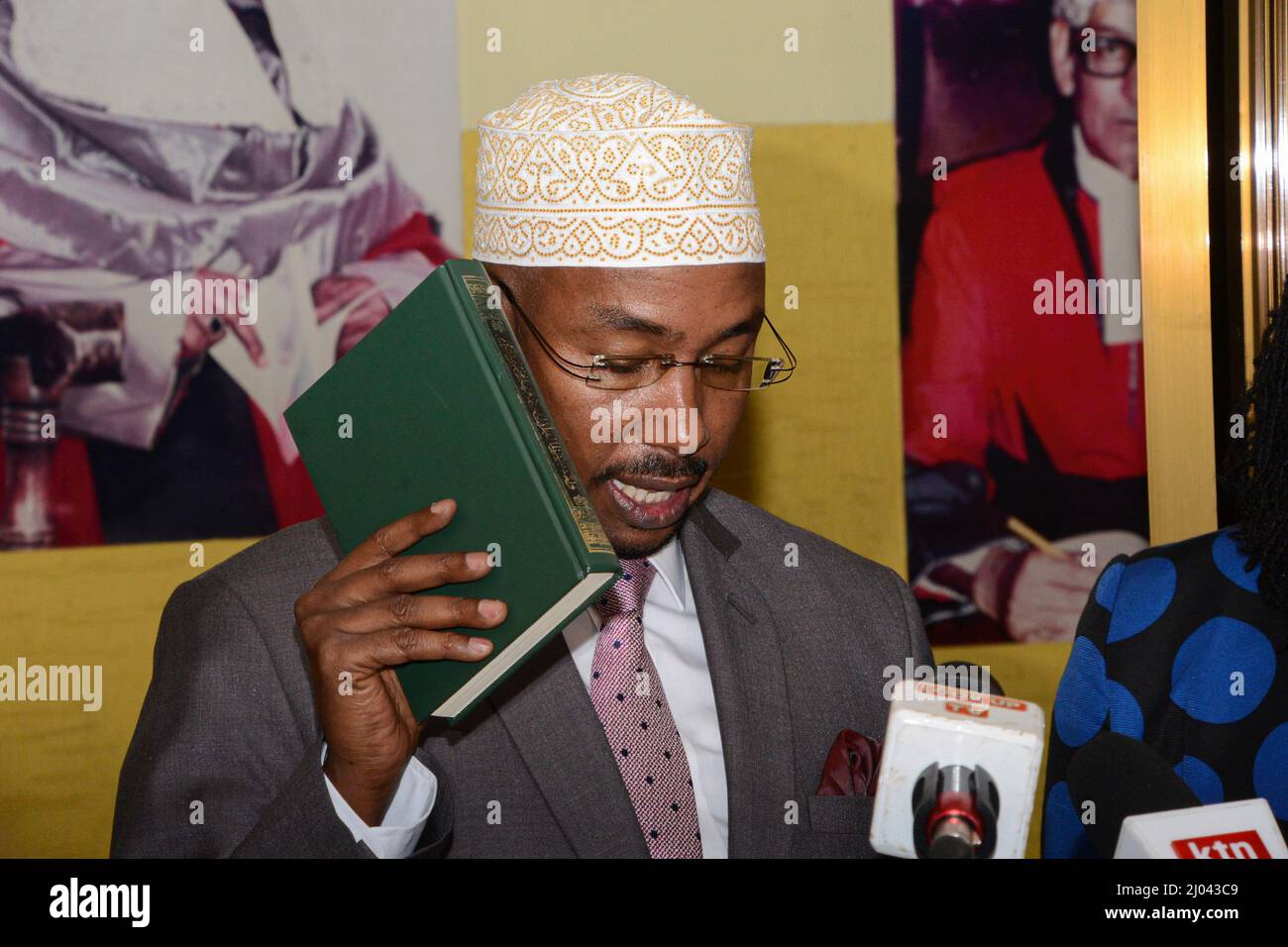 Marjan Hussein Marjan takes an oath as the new Independent Electoral ...