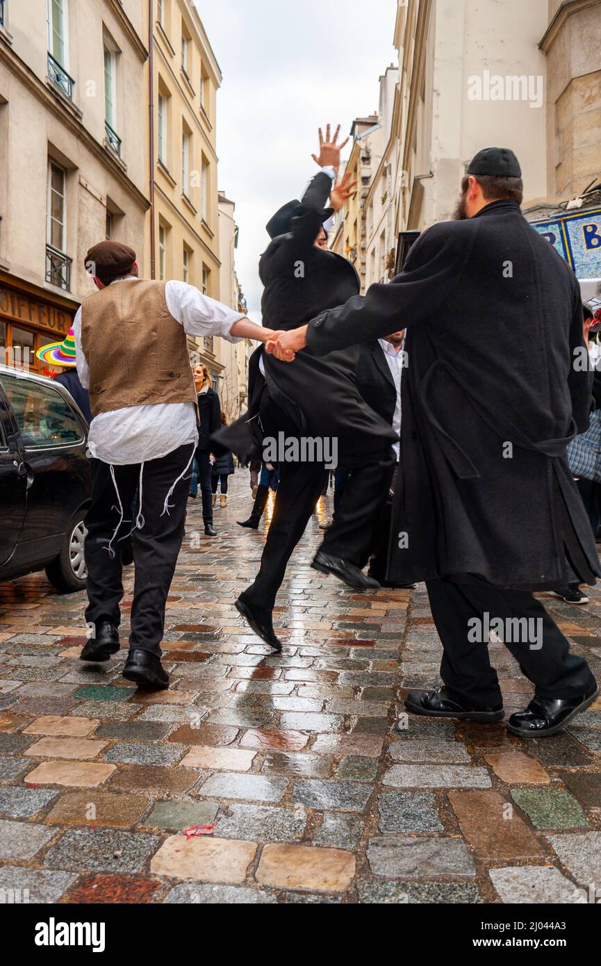 Paris jewish community hi-res stock photography and images - Alamy