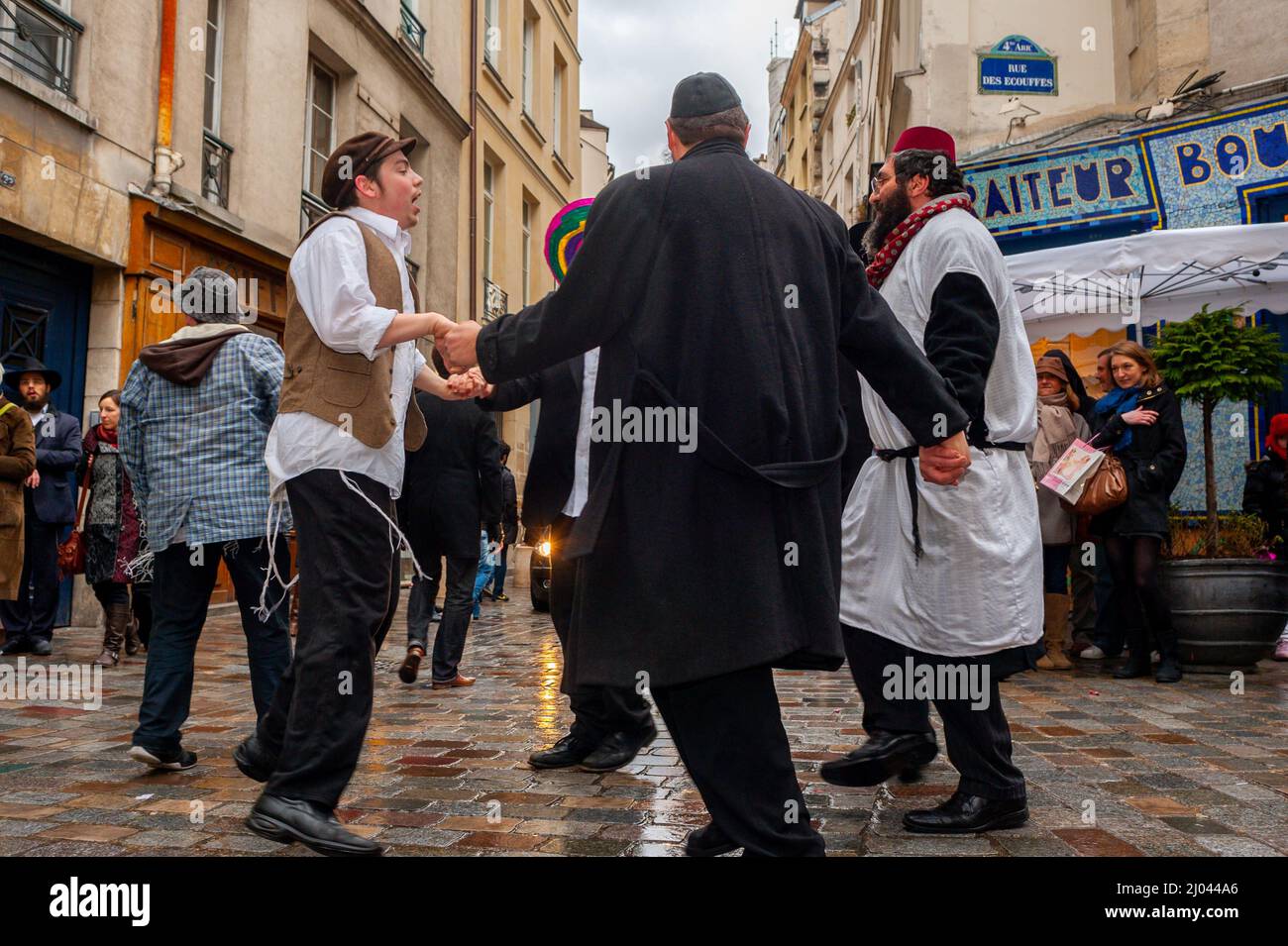 Paris, France, Group People, Men, Orthodox Jews Dancing in Street in ...