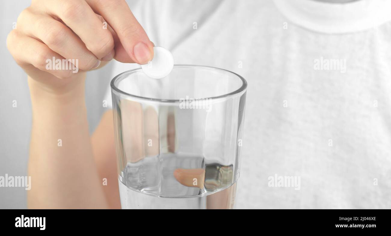 Soluble aspirin c hi-res stock photography and images - Alamy