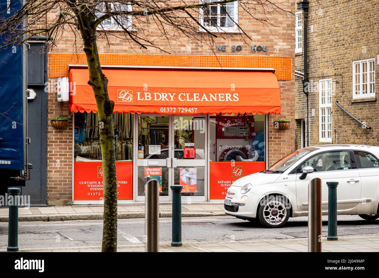 Lb dry cleaners hi-res stock photography and images - Alamy
