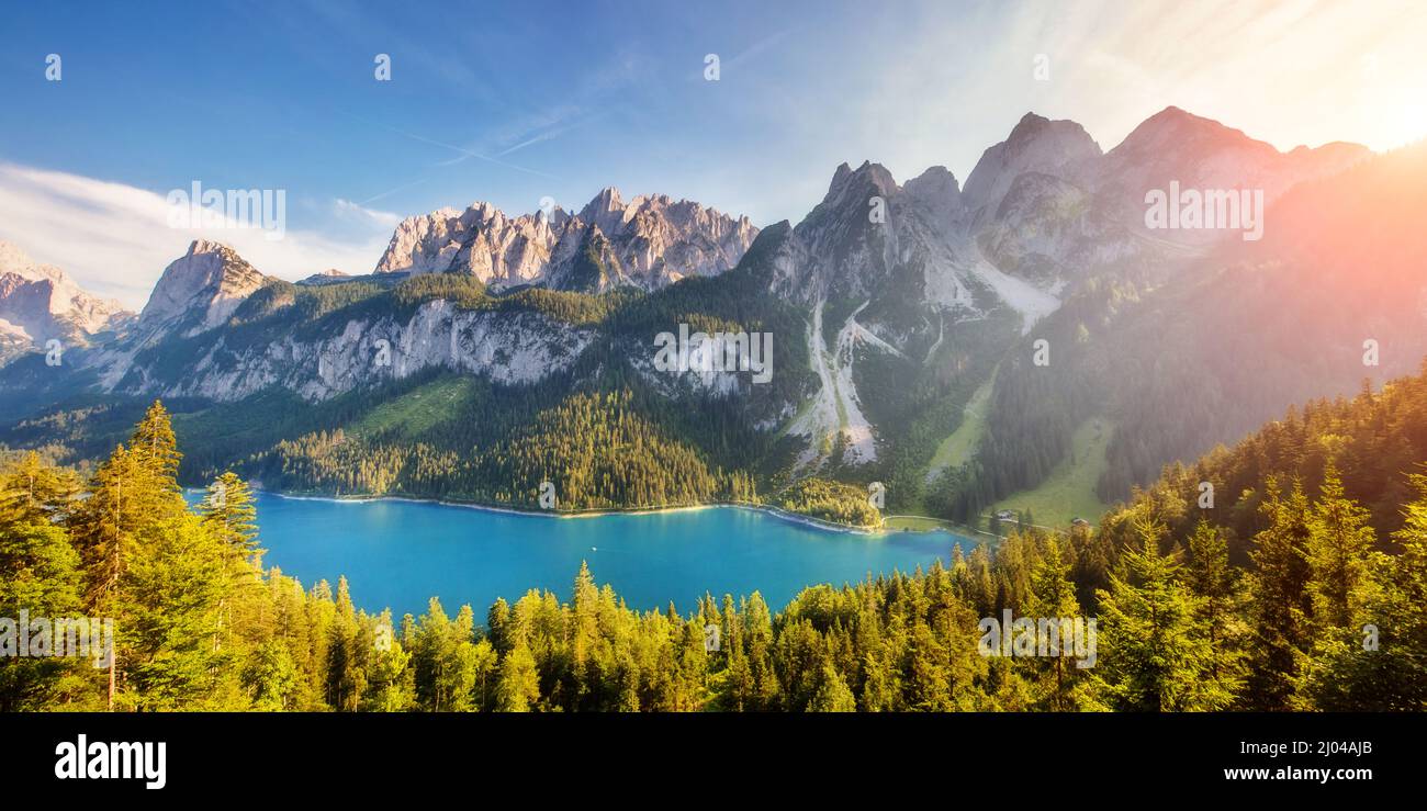 Fantastic azure lake Vorderer Gosausee. Picturesque scene ...