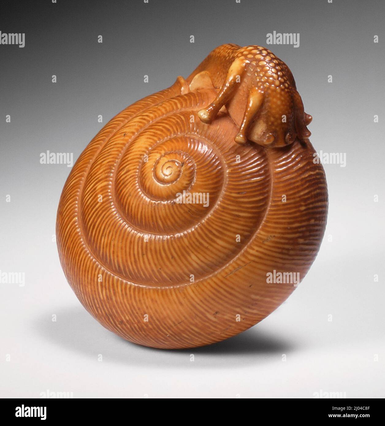 Ivory with dark staining sumi hi-res stock photography and images - Alamy