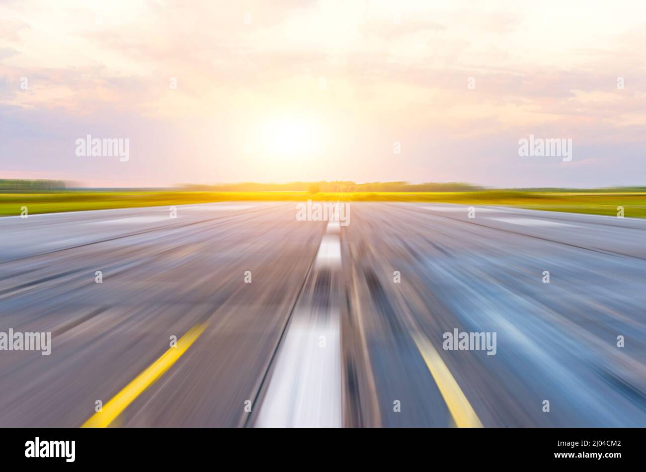 Runway in dawn hi-res stock photography and images - Alamy