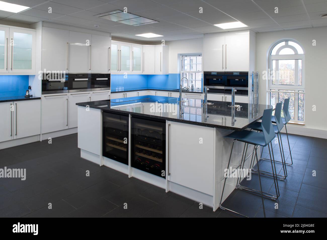Office Interior. Kitchen and breakout Stock Photo - Alamy