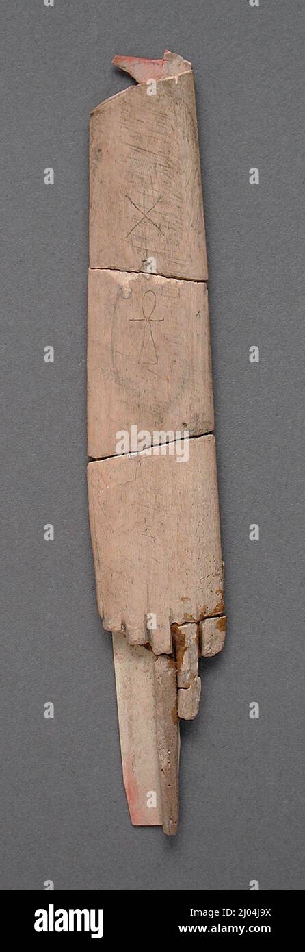 Comb. Egypt, Coptic Period (250 - 650 CE). Jewelry and Adornments ...