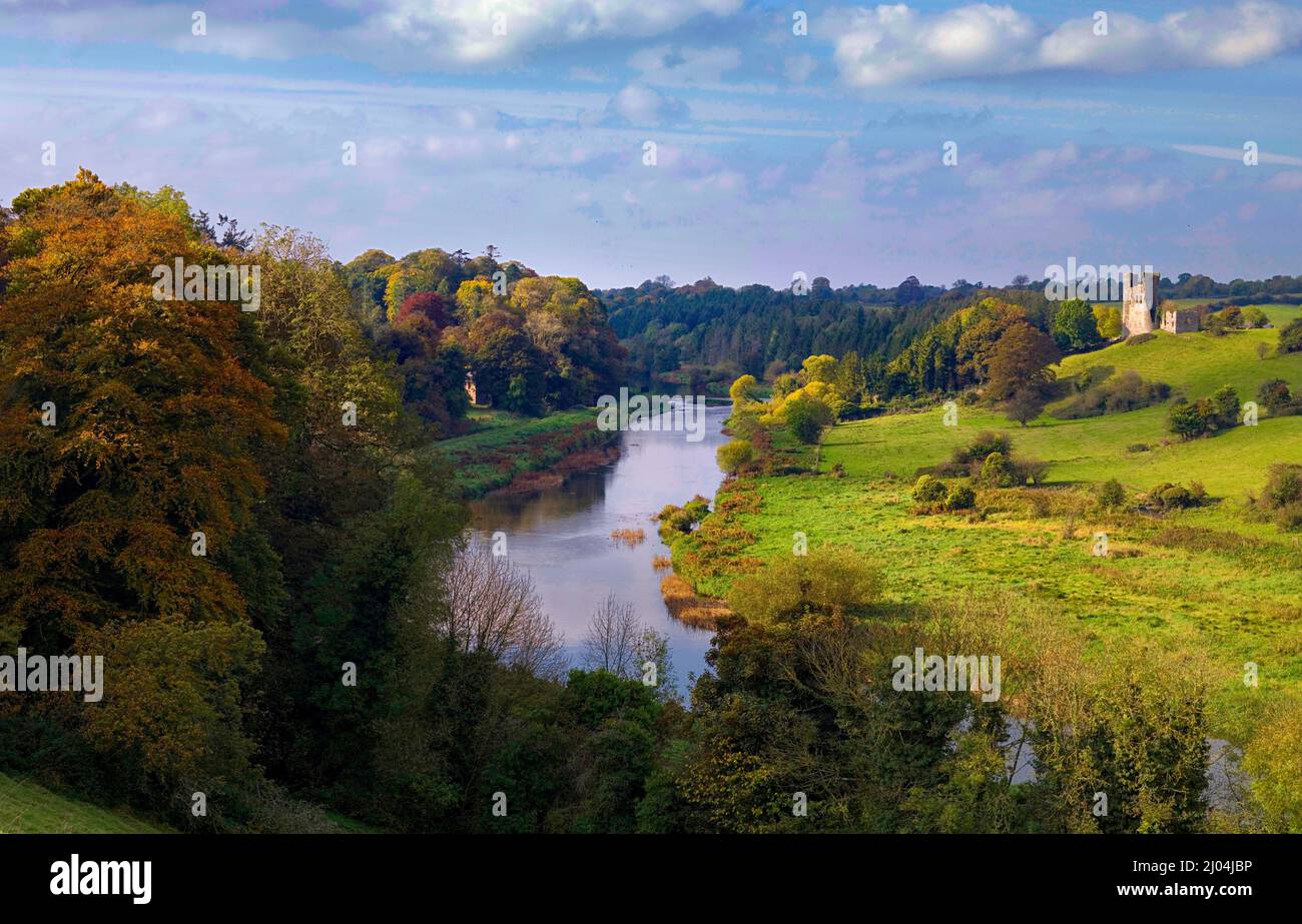 Dunmoe castle hi-res stock photography and images - Alamy