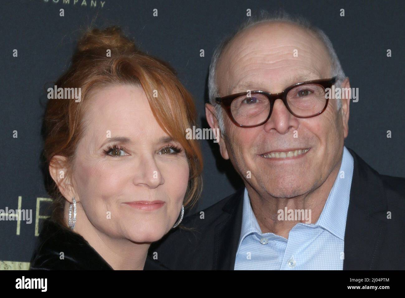 Lea Thompson Husband