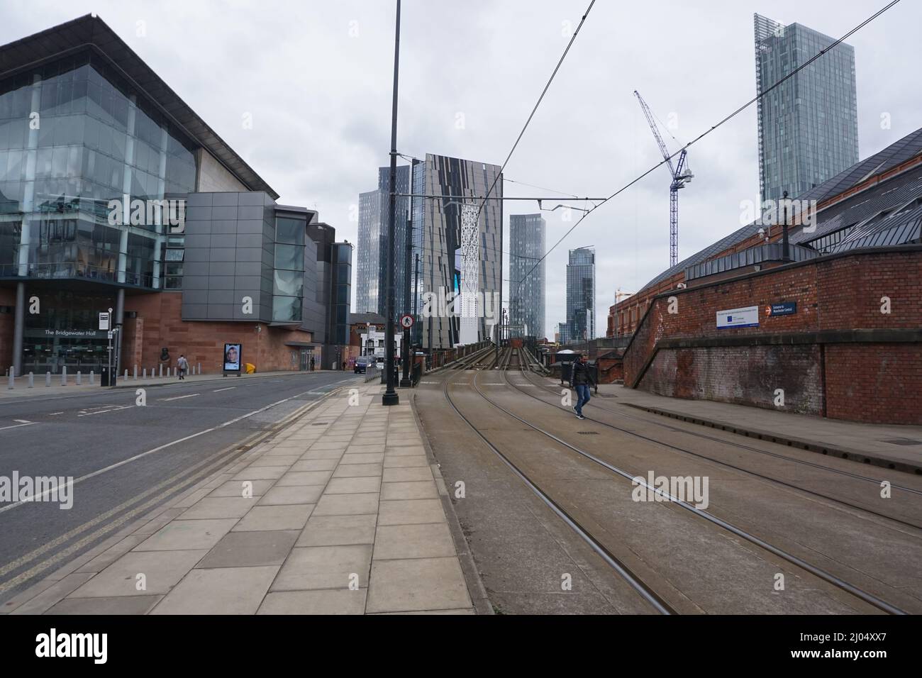 Manchester tramlines hi-res stock photography and images - Alamy