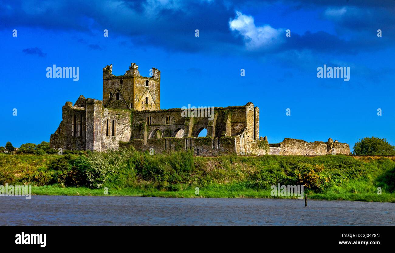 Dunbrody abbey wexford ireland hi-res stock photography and images - Alamy