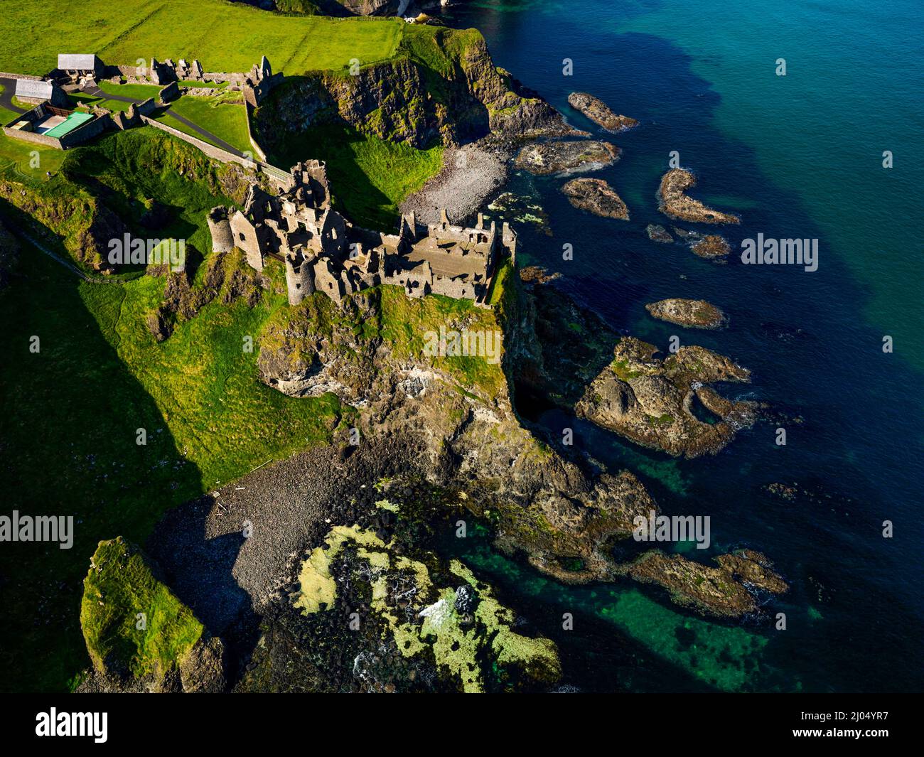 Mermaid's cave dunluce hi-res stock photography and images - Alamy