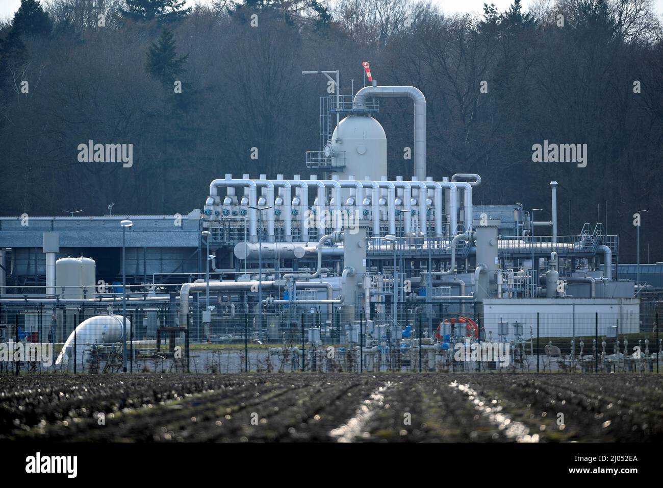 Natural gas storage rehden hi-res stock photography and images - Alamy