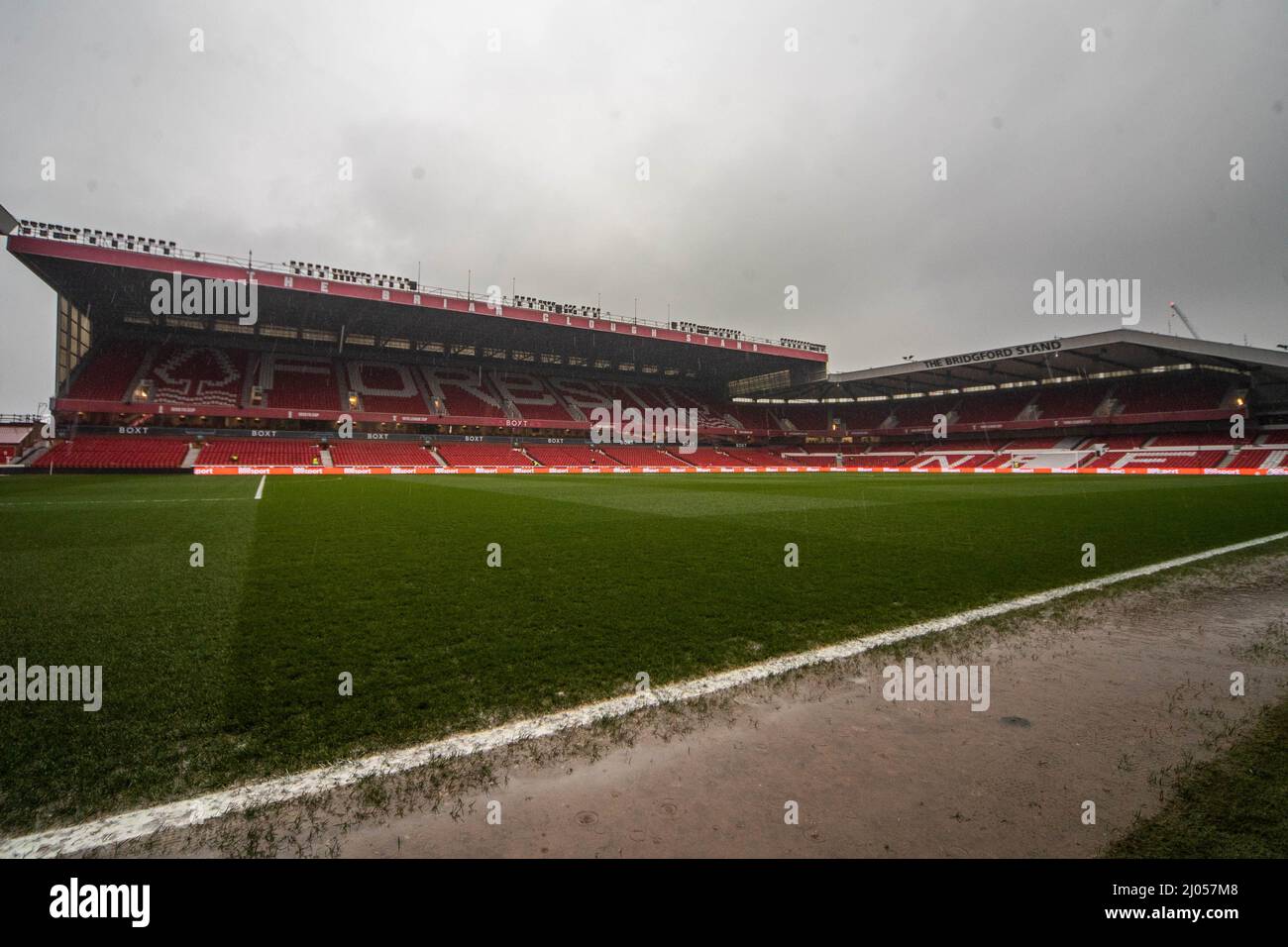 The city ground of nottingham forest hi-res stock photography and ...
