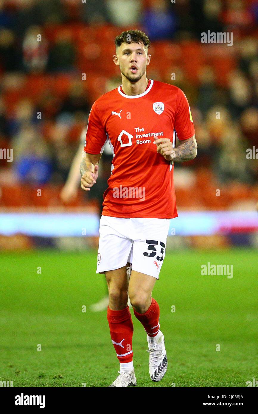 Oakwell, Barnsley, England - 15th March 2022 Matty Wolfe (33) of ...