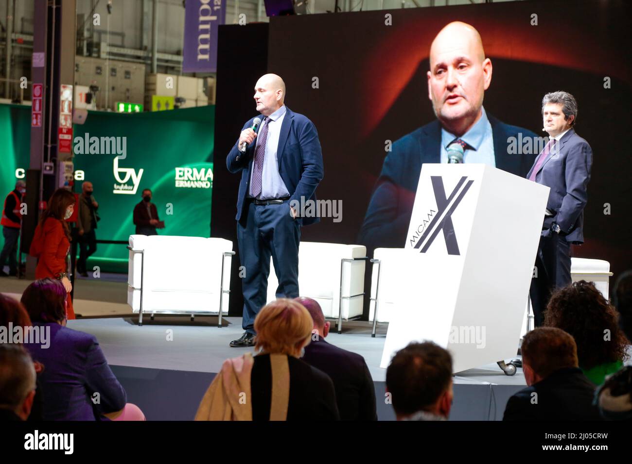 Micam mipel milan fashion fair hi-res stock photography and images - Alamy