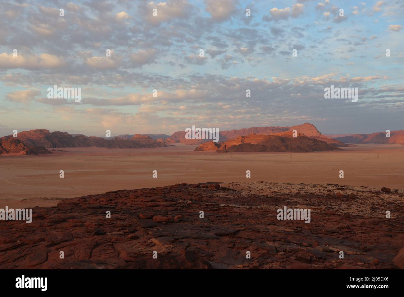Desert landscape in Jordan Stock Photo - Alamy