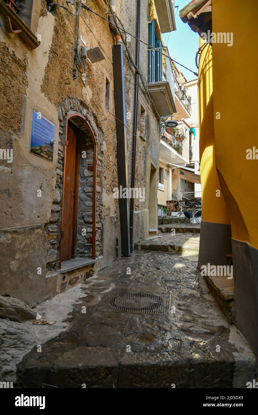Castellabate salerno street hi-res stock photography and images - Alamy