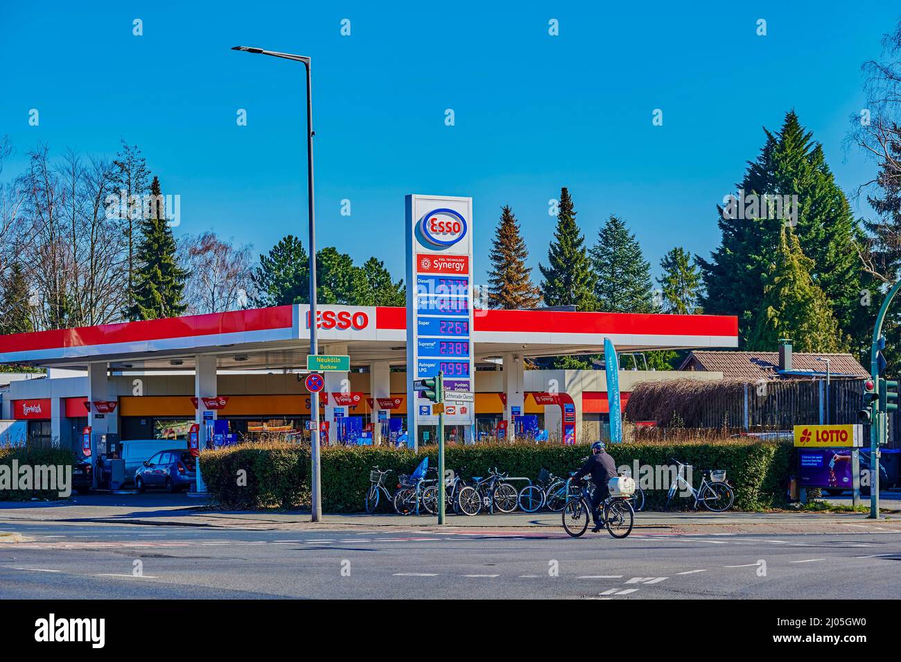 Berlin germany esso gas station hi-res stock photography and images - Alamy