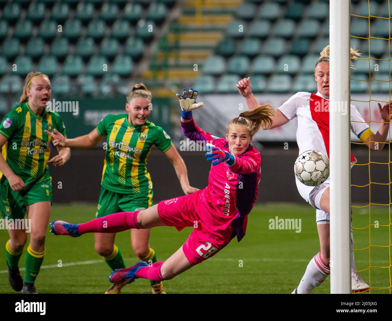 1 0 amber verspaget of ado den haag hi-res stock photography and images ...