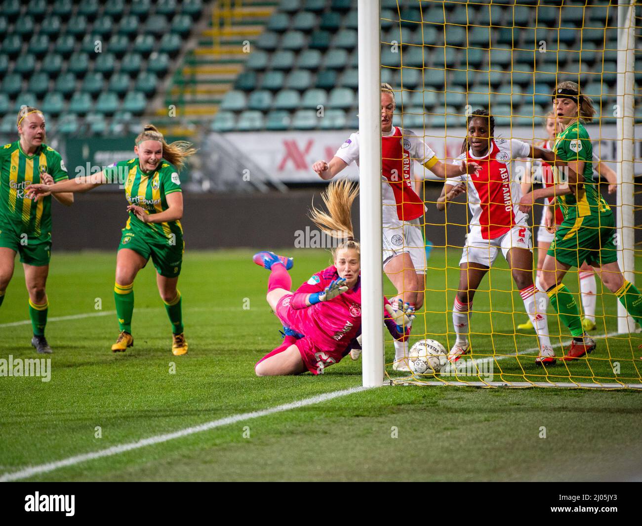 1 0 amber verspaget of ado den haag hi-res stock photography and images ...