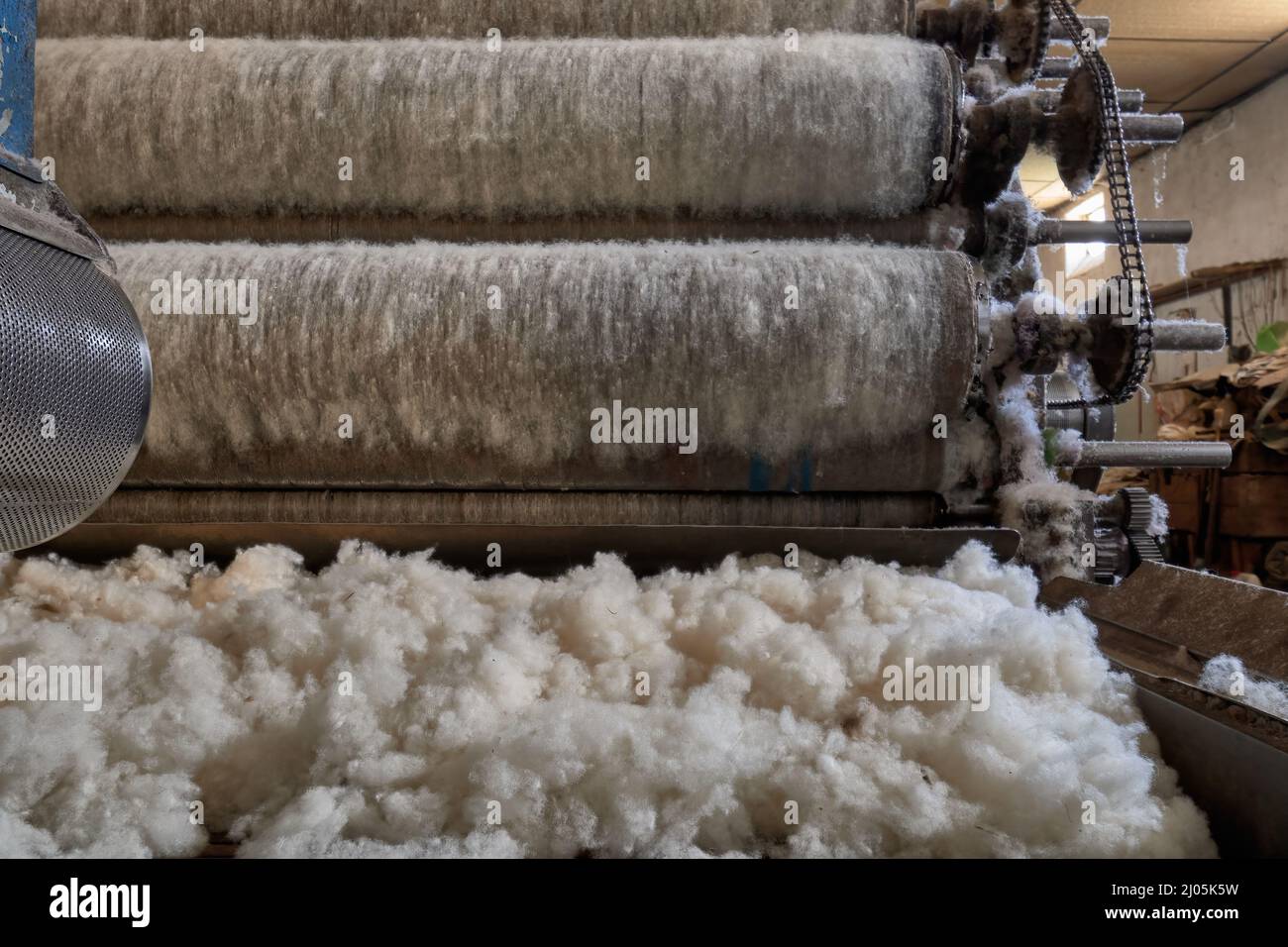 The old machine used for the elaboration of Spanish merino wool ...