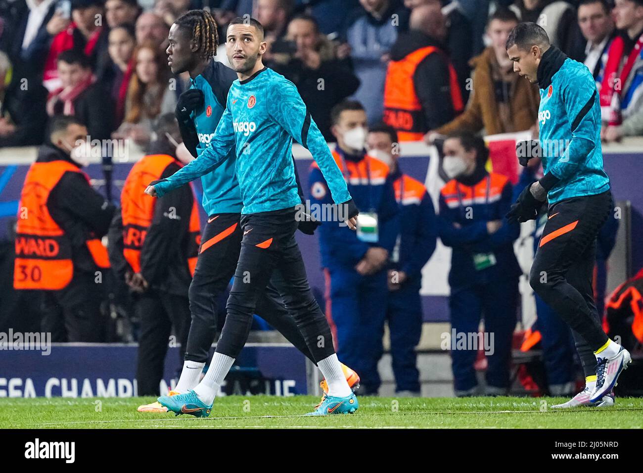LILLE, FRANCE - MARCH 16: Hakim Ziyech of Chelsea FC warms up prior to ...