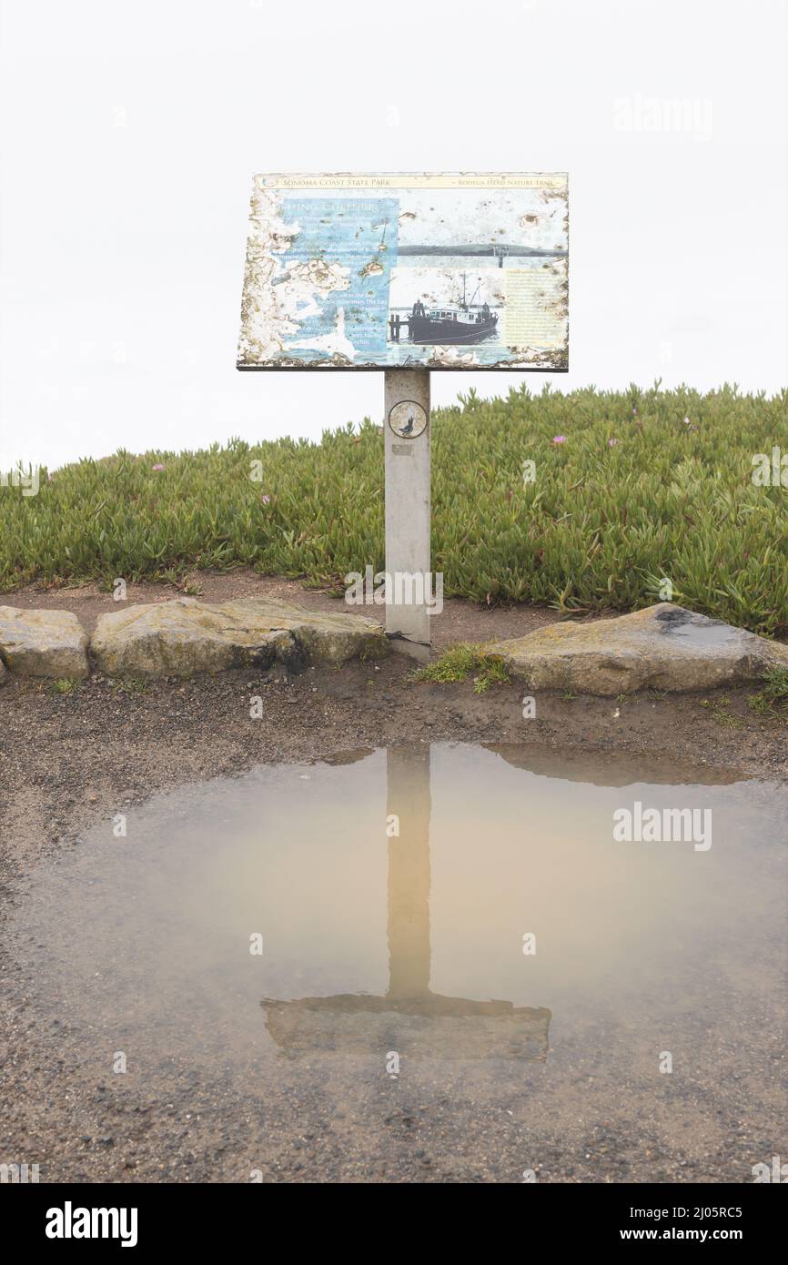 Decaying sign hi-res stock photography and images - Alamy