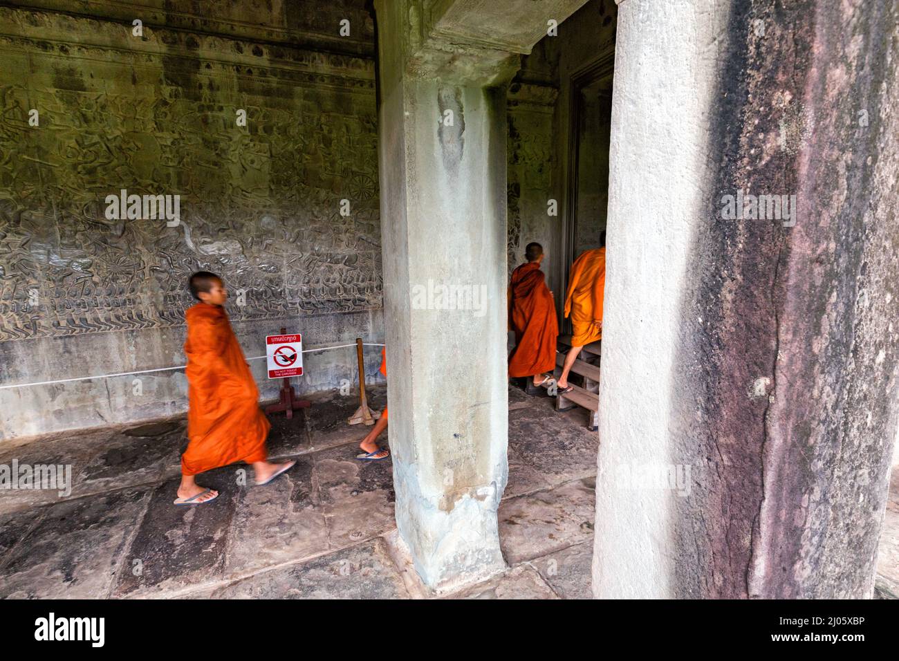 Novice monks in temple cambodia hi-res stock photography and images - Alamy