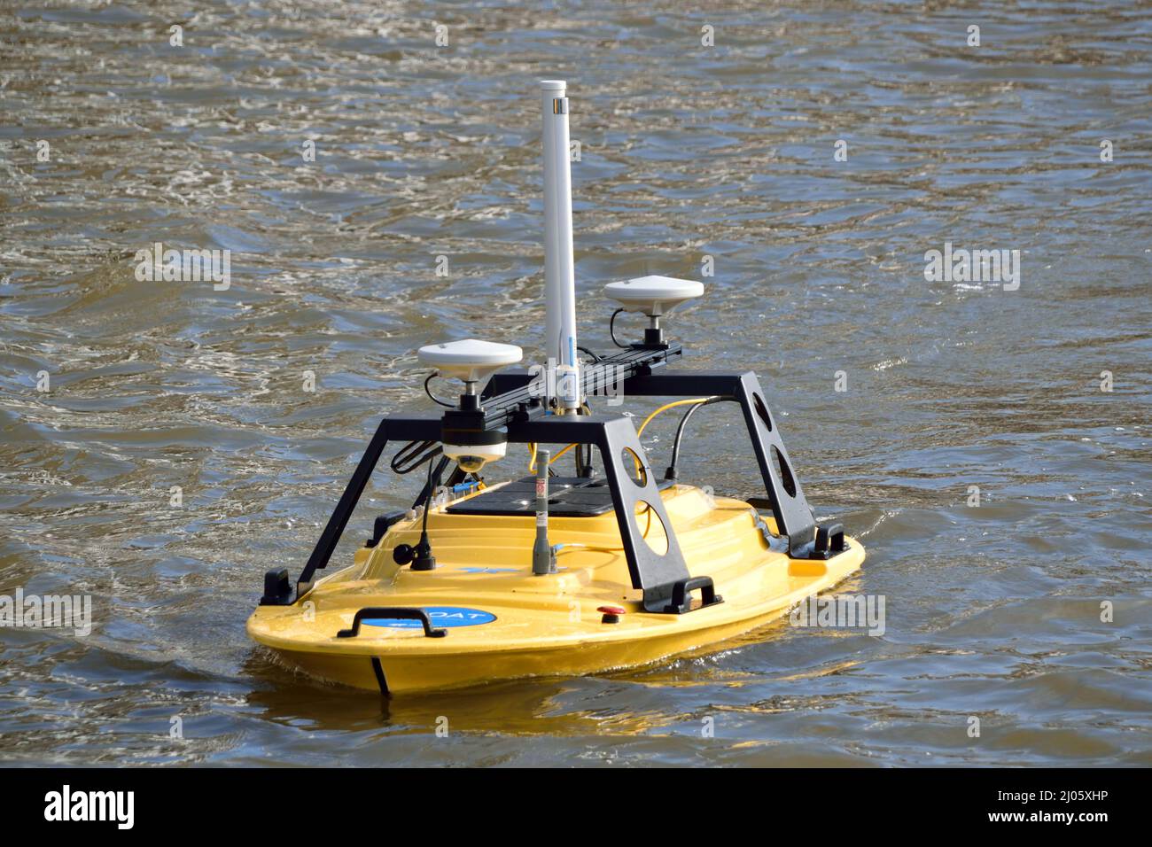 Oceanography boat hi-res stock photography and images - Alamy