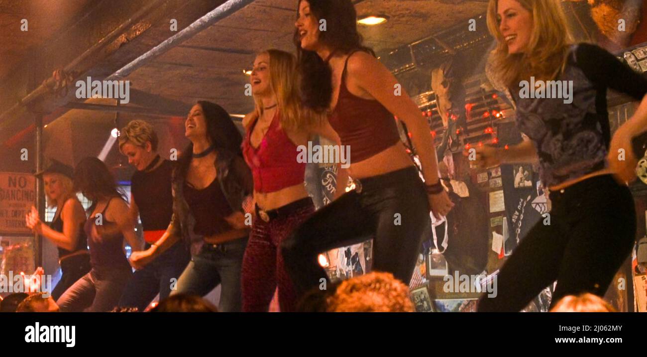 USA. Izabella Miko and Bridget Moynahan in a scene from the (C)Buena ...