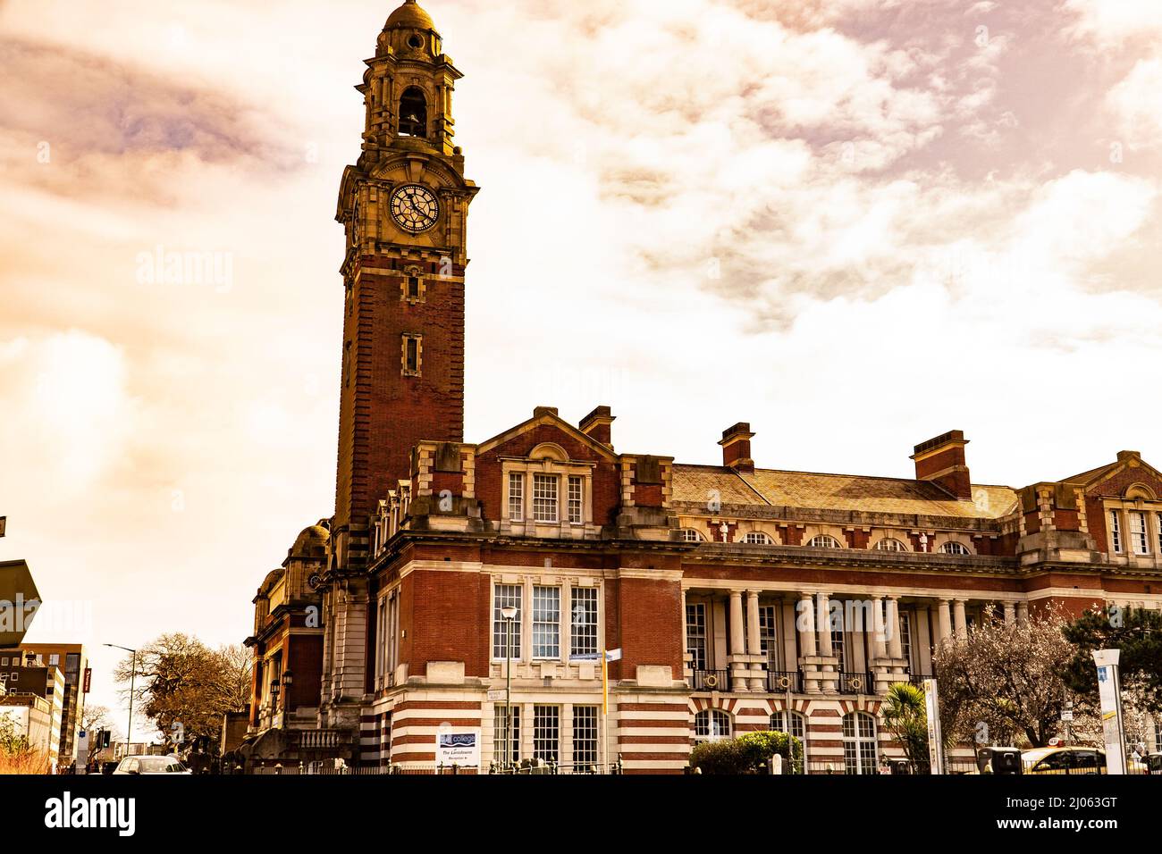 Old Fashioned Building Stock Photo - Alamy