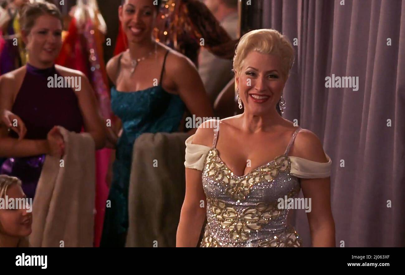 USA. Lisa Ann Walter in a scene from the (C)Miramax film : Shall We Dance (2004). Plot: A ...