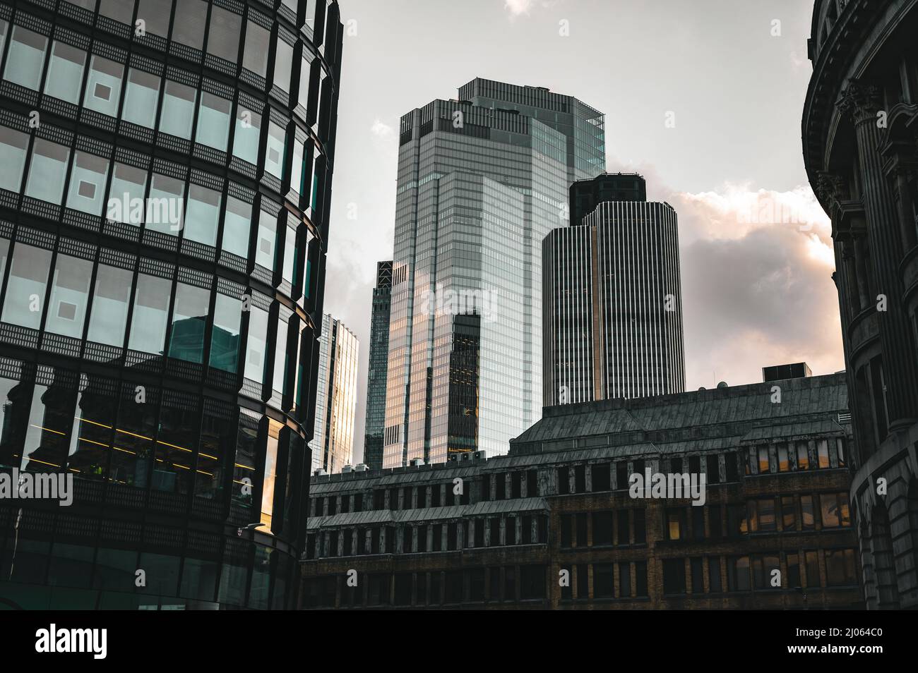 Modern design high rise buildings hi-res stock photography and images ...