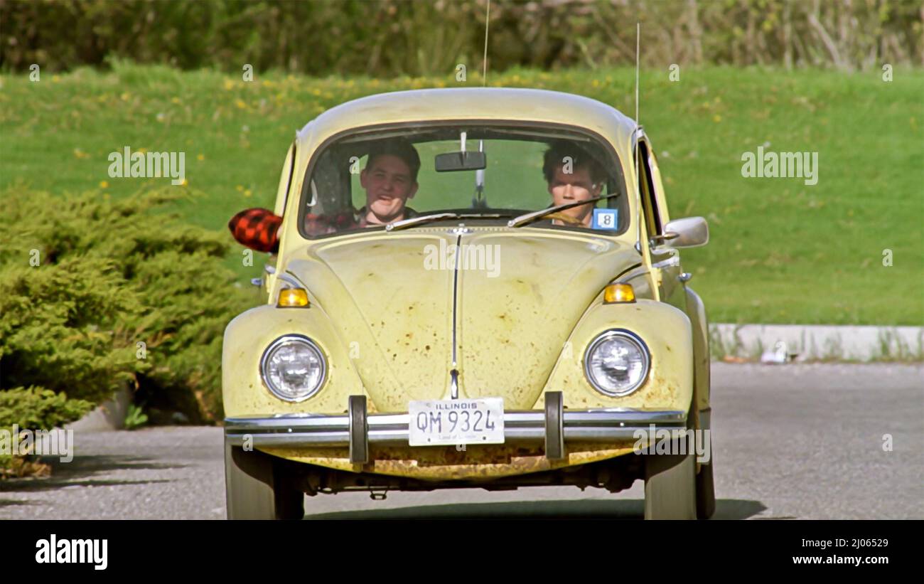 USA. Kevin Bacon and Chris Penn in a scene from the (C)Paramount ...