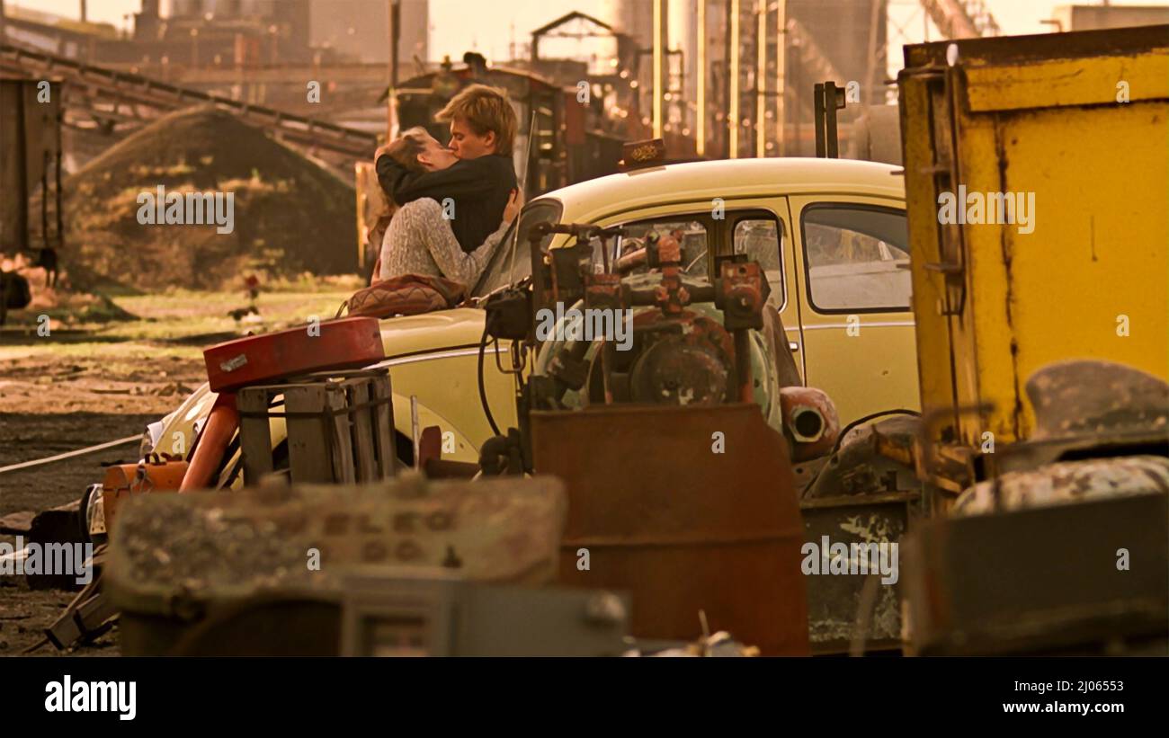 USA. Kevin Bacon and Lori Singer in a scene from the (C)Paramount ...