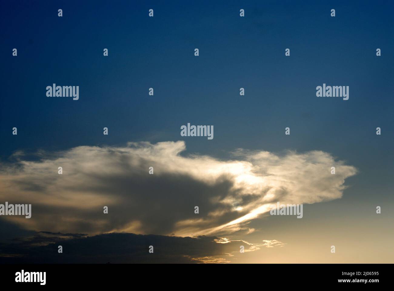 India, sep.22, 2009 - Stratocumulus clouds are low-lying clouds that ...
