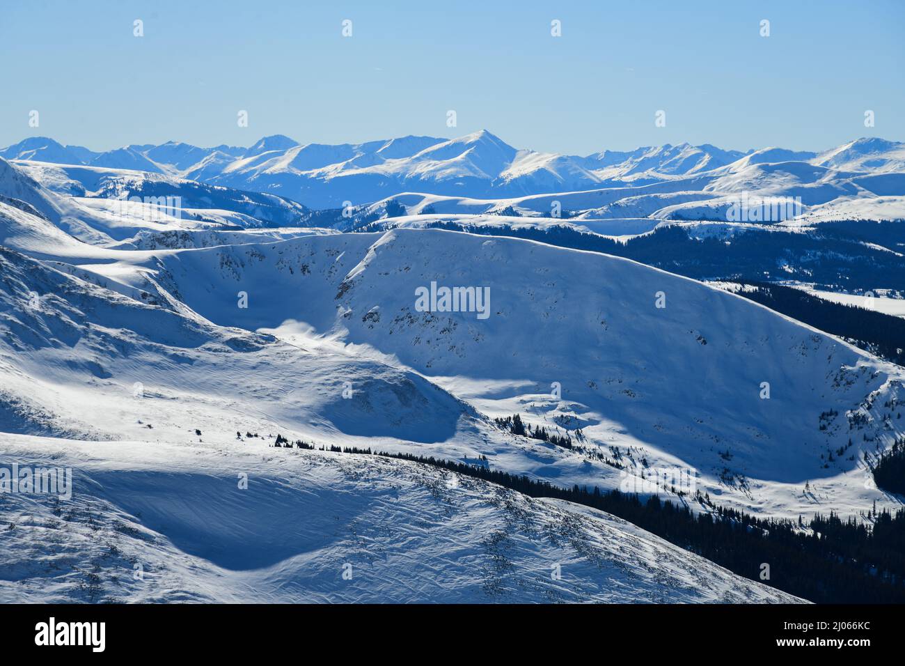 Summit view from Peak 8 at Breckenridge Ski Resort, Colorado. Extreme ...