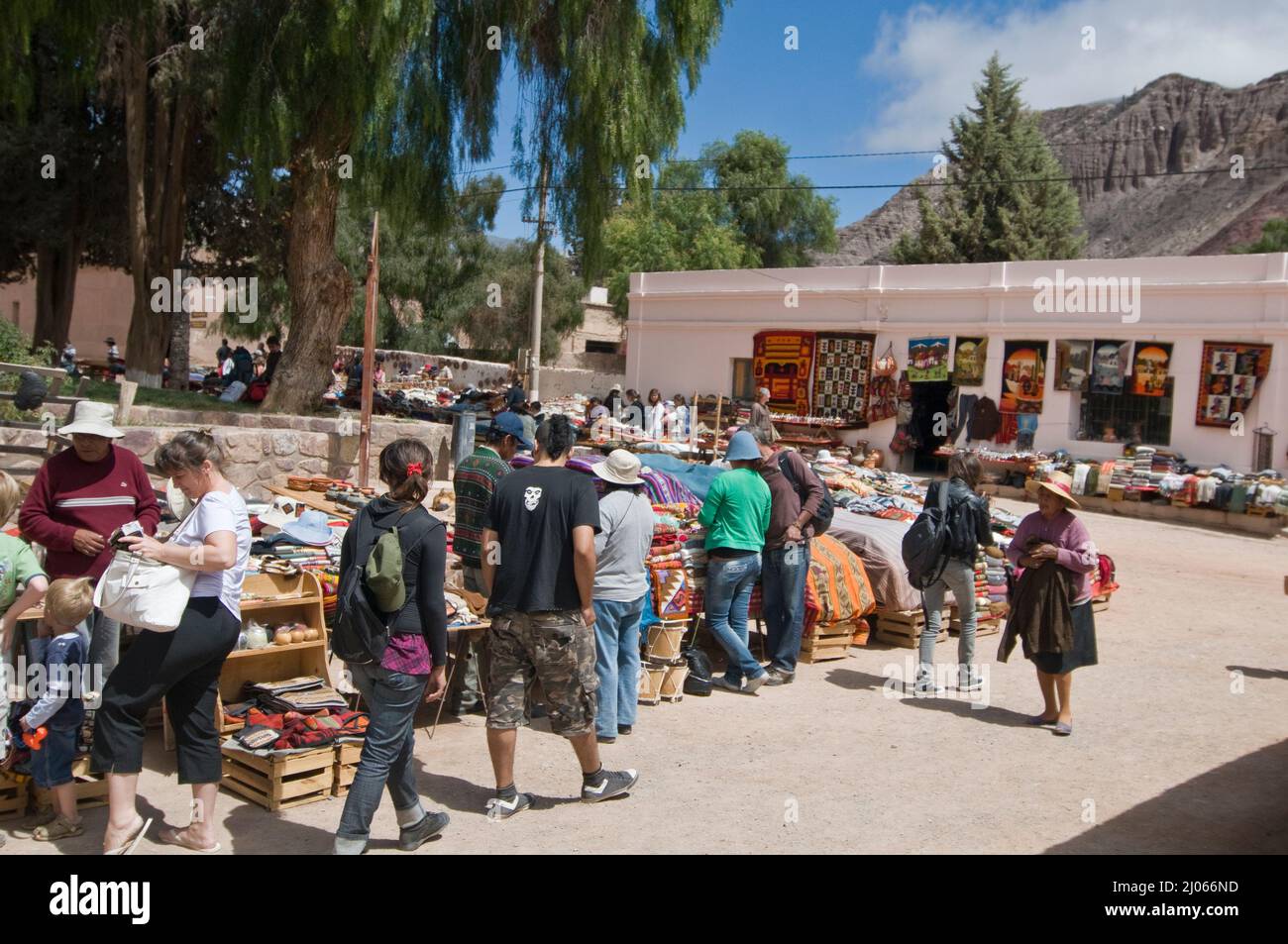 Arts and craft hi-res stock photography and images - Alamy