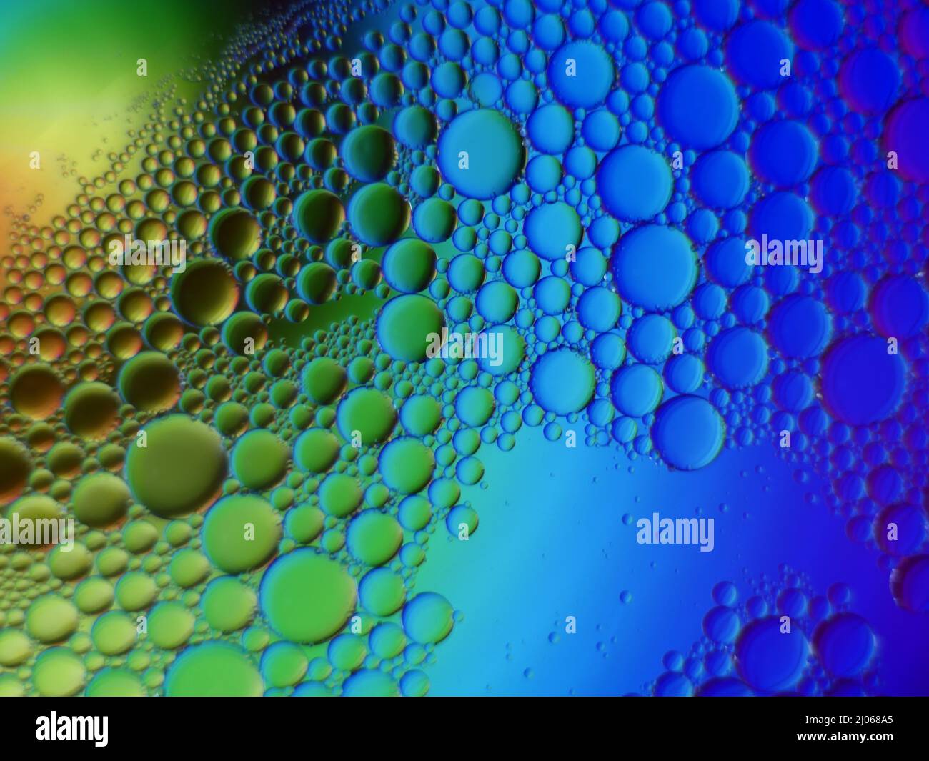 oil in water Stock Photo - Alamy