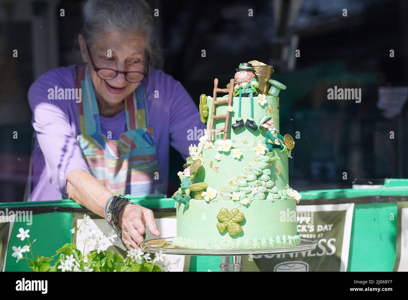 St. Louis, United States. 16th Mar, 2022. Store owner Pat Rutherford ...