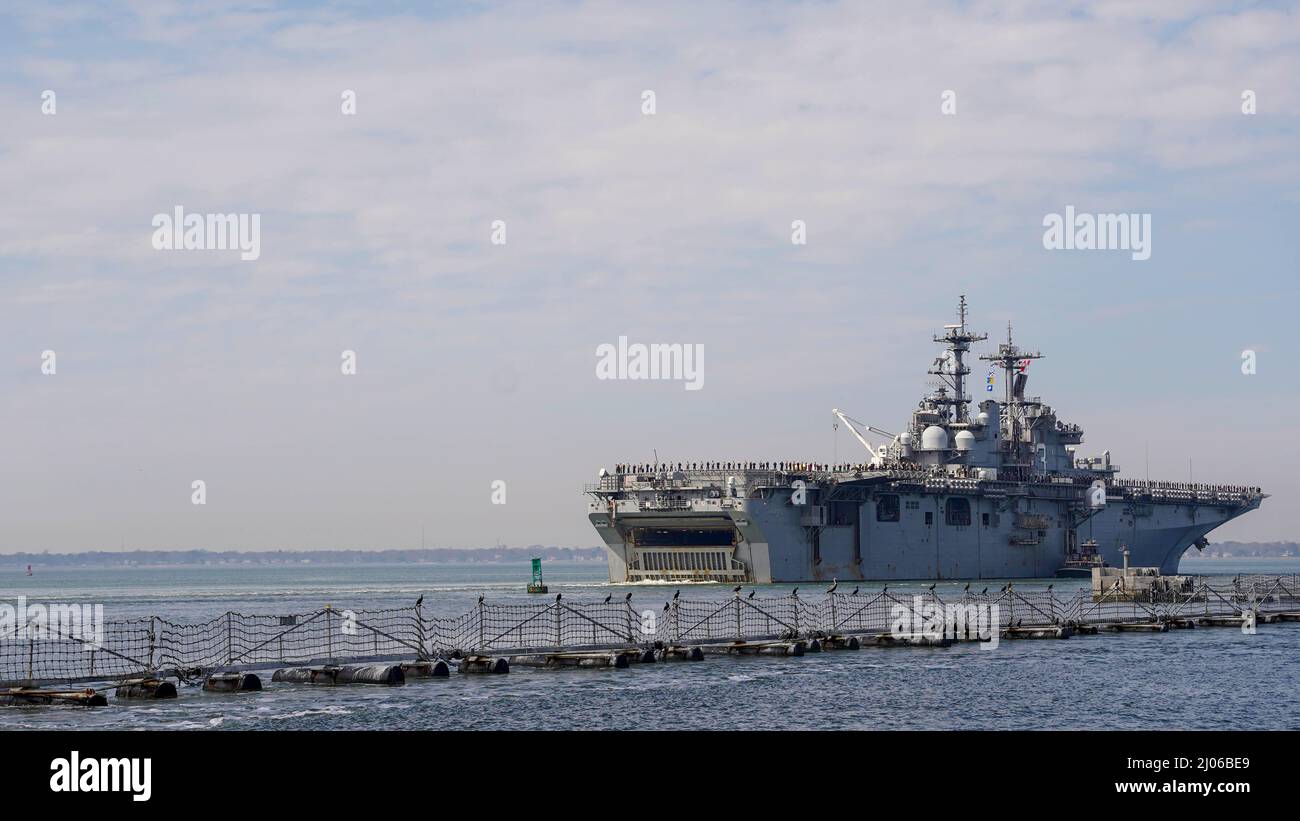NORFOLK, Va. (March 16, 2022) - The Wasp-class amphibious assault ship ...