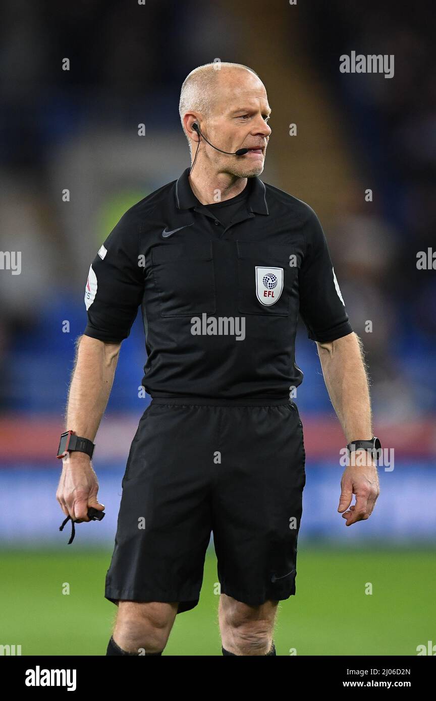 Andy Woolmer, referee, during the game Stock Photo - Alamy
