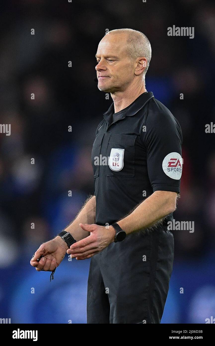 Andy Woolmer, referee, during the game Stock Photo - Alamy
